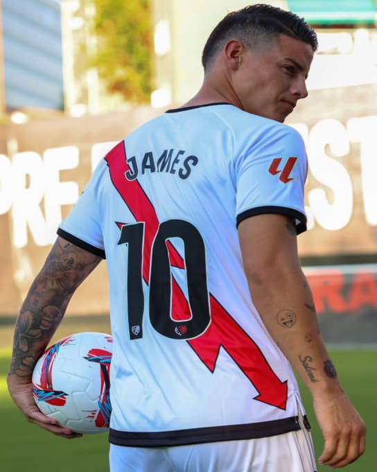 El 10 colombiano James Rodríguez regreso a Europa y lo hizo con la Liga ...